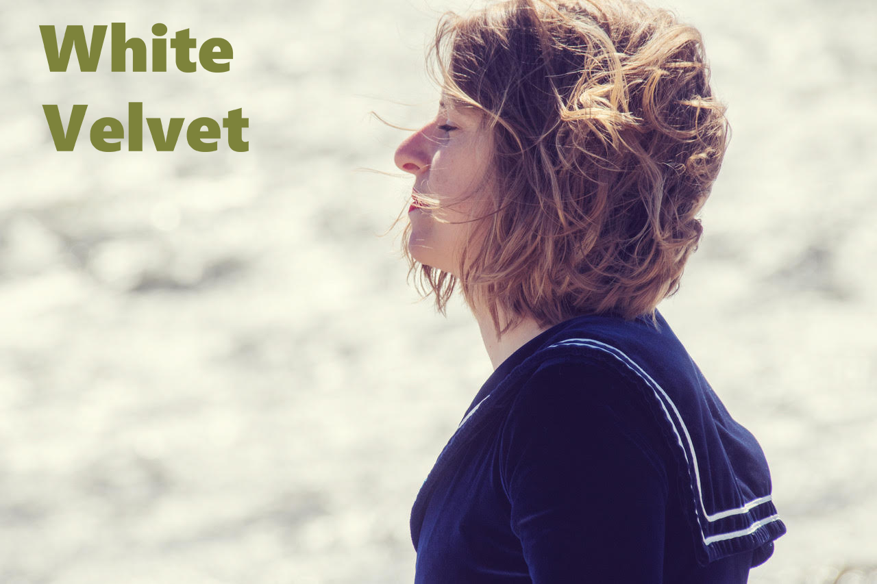 "Tout Doucement" is the new single from French singer White Velvet ...